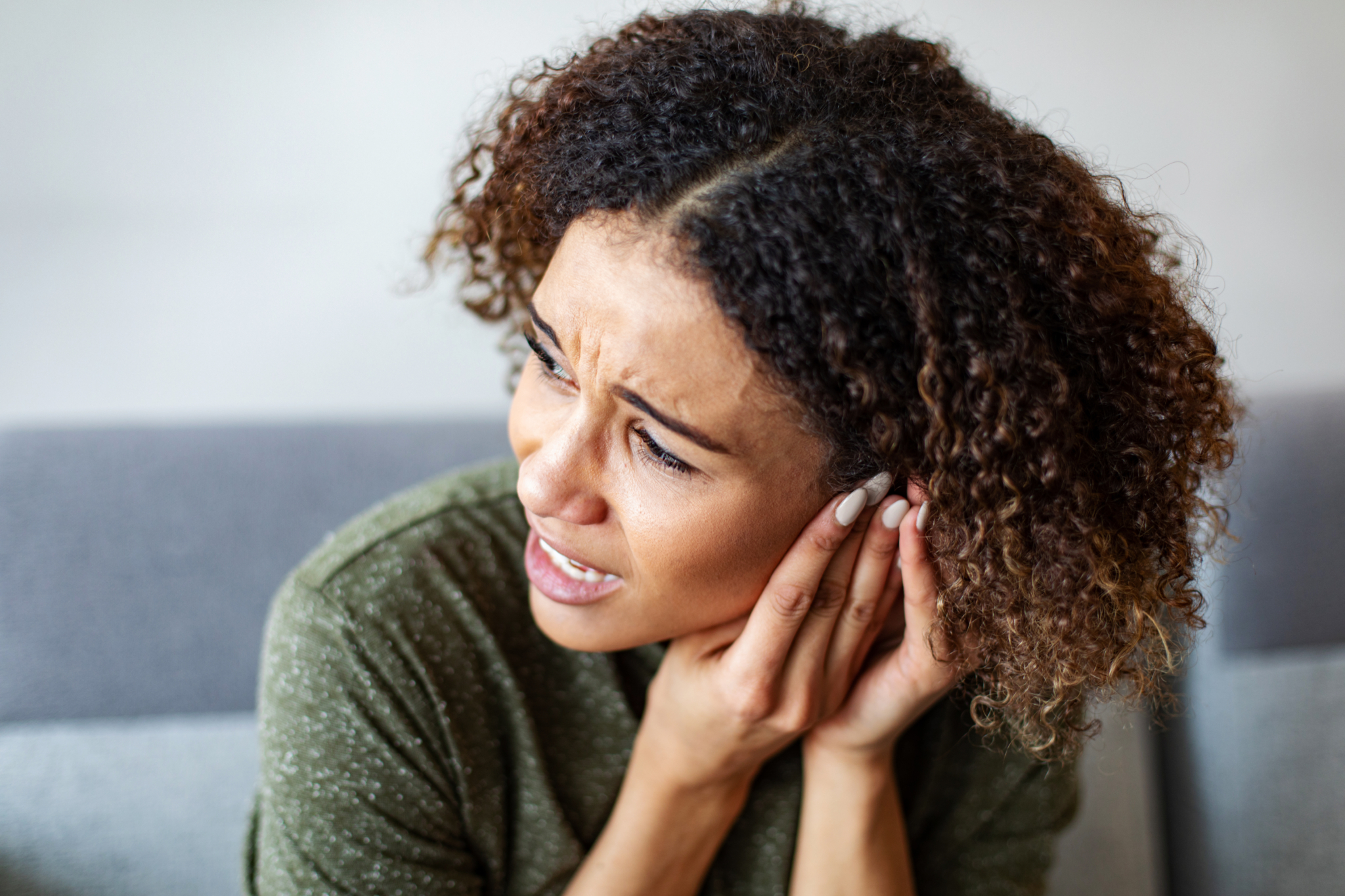 Ohrenentzündung: Symptome, Ursachen & Behandlung